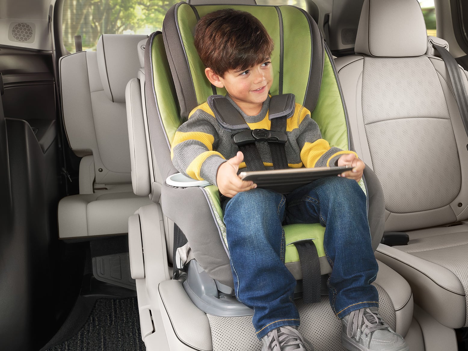 Magic Slide® 2nd-Row Seats